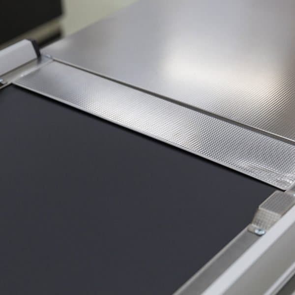 Modern Cashier Counter Table - RedSheep